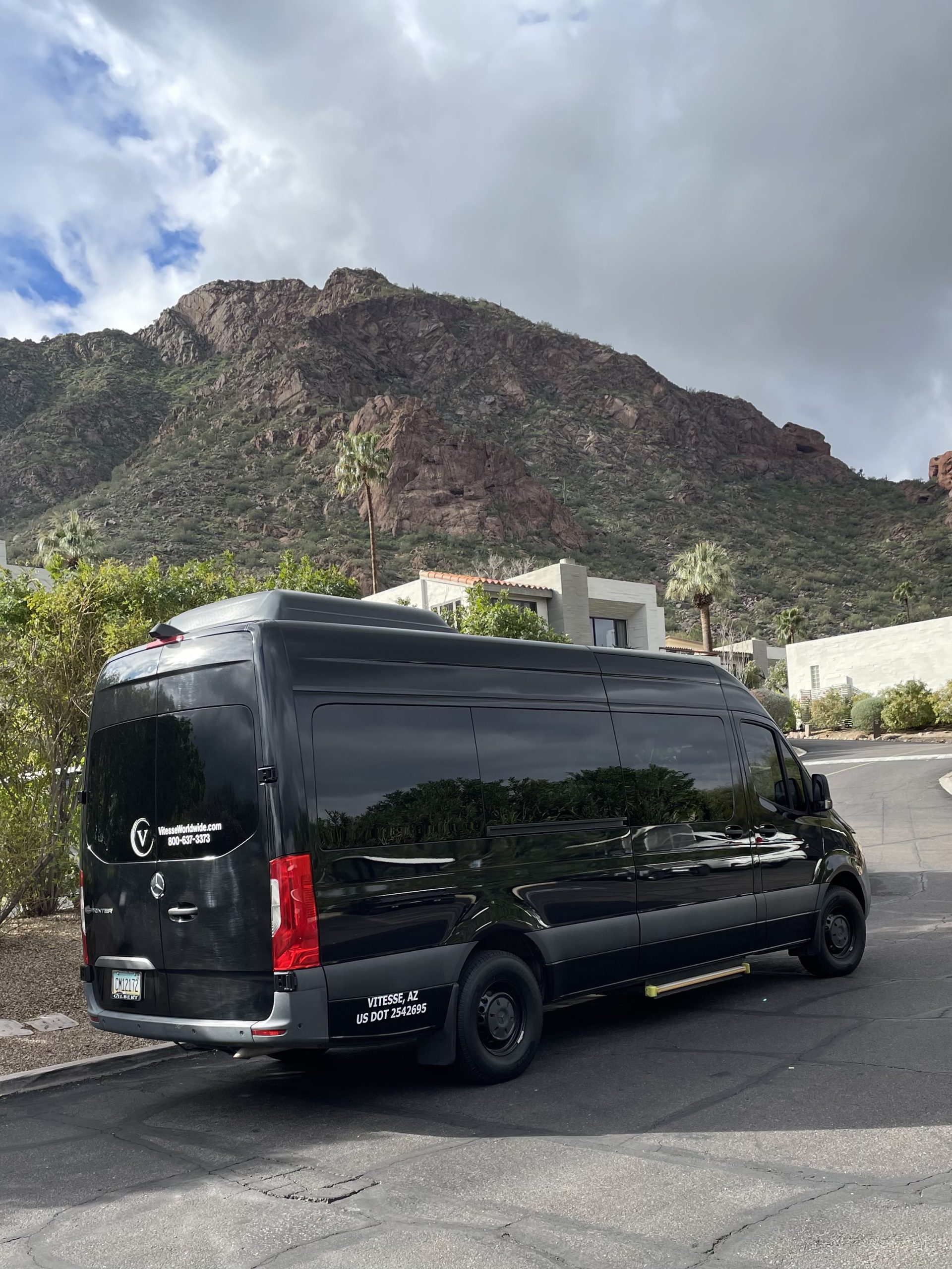 Phoenix Limousine Service - Black Car Service | Vitesse